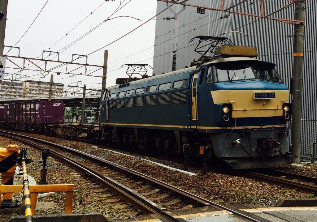 EF66-30号機: GAKUちゃんのひとりごと